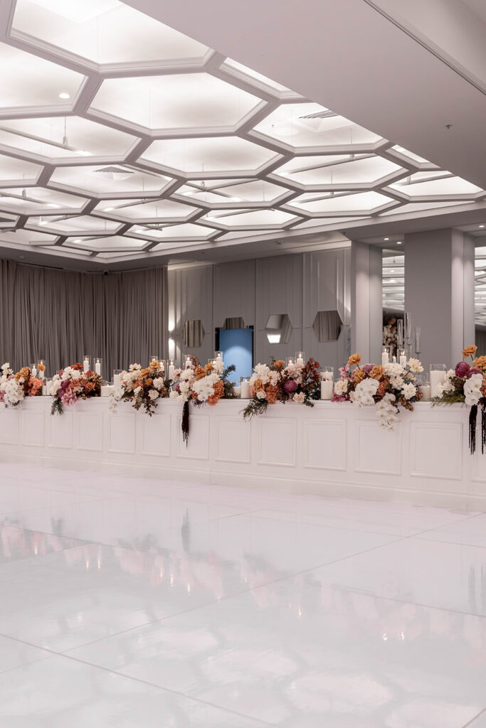 French VIP Guest Table