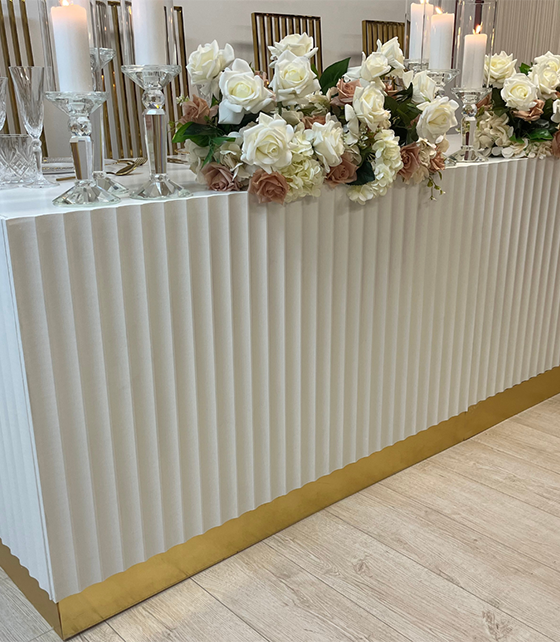 Champagne Ripple Curved Bridal Table