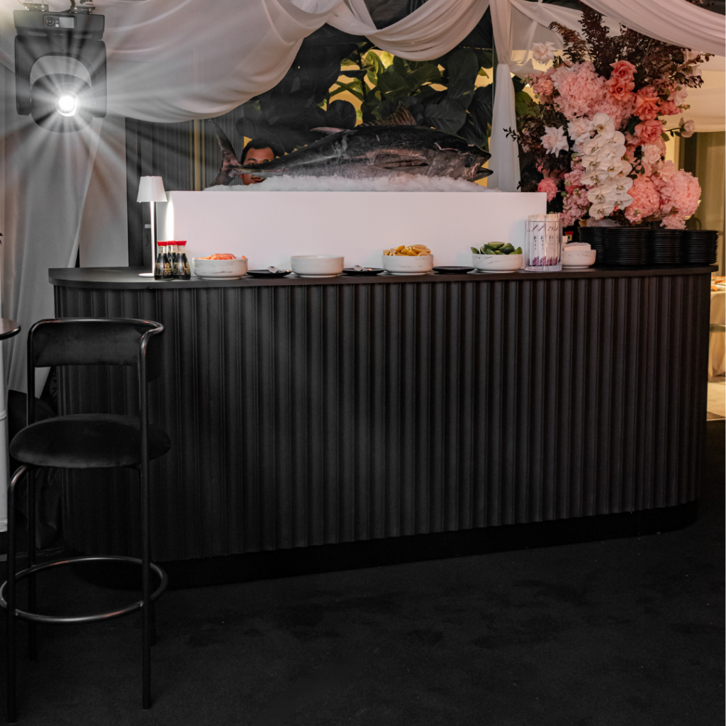 Scallop Service Bar Black - Optimum Event Hire